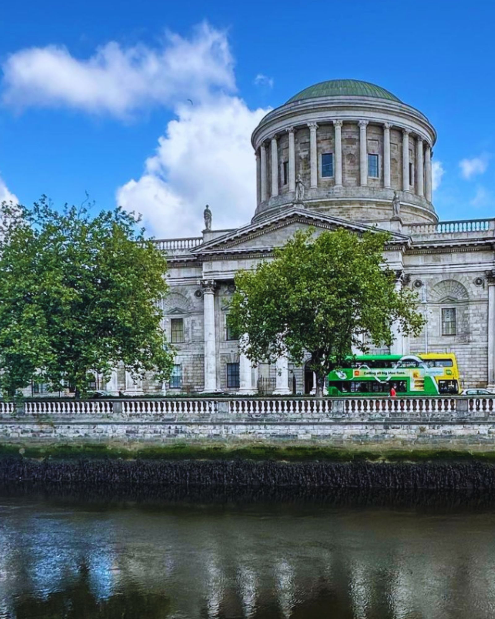 Why Is Ireland So Rich? (Explained) - Plugged In Travel