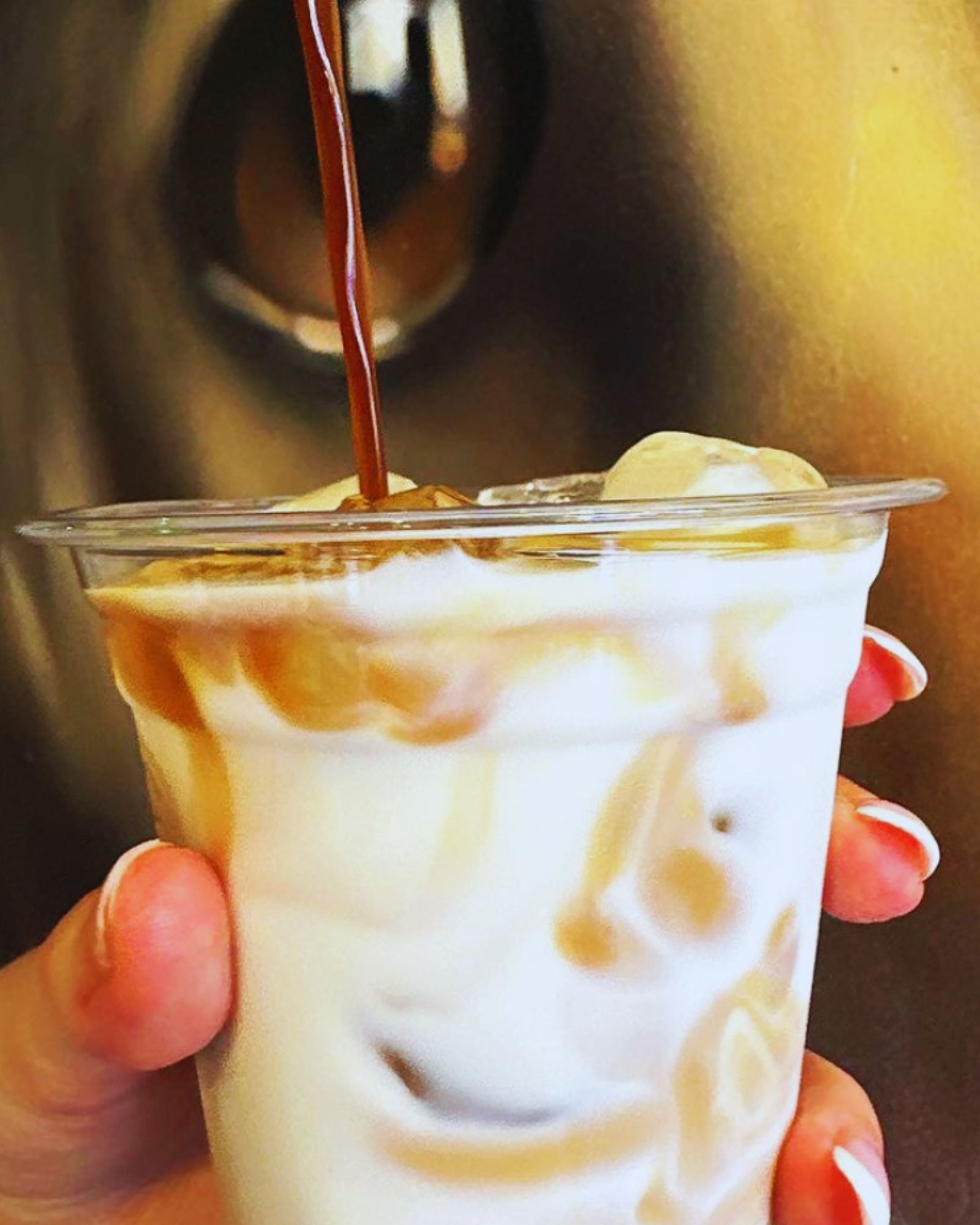 11+ Coffee Shops In Scottsdale (Local Approved) - Plugged In Travel