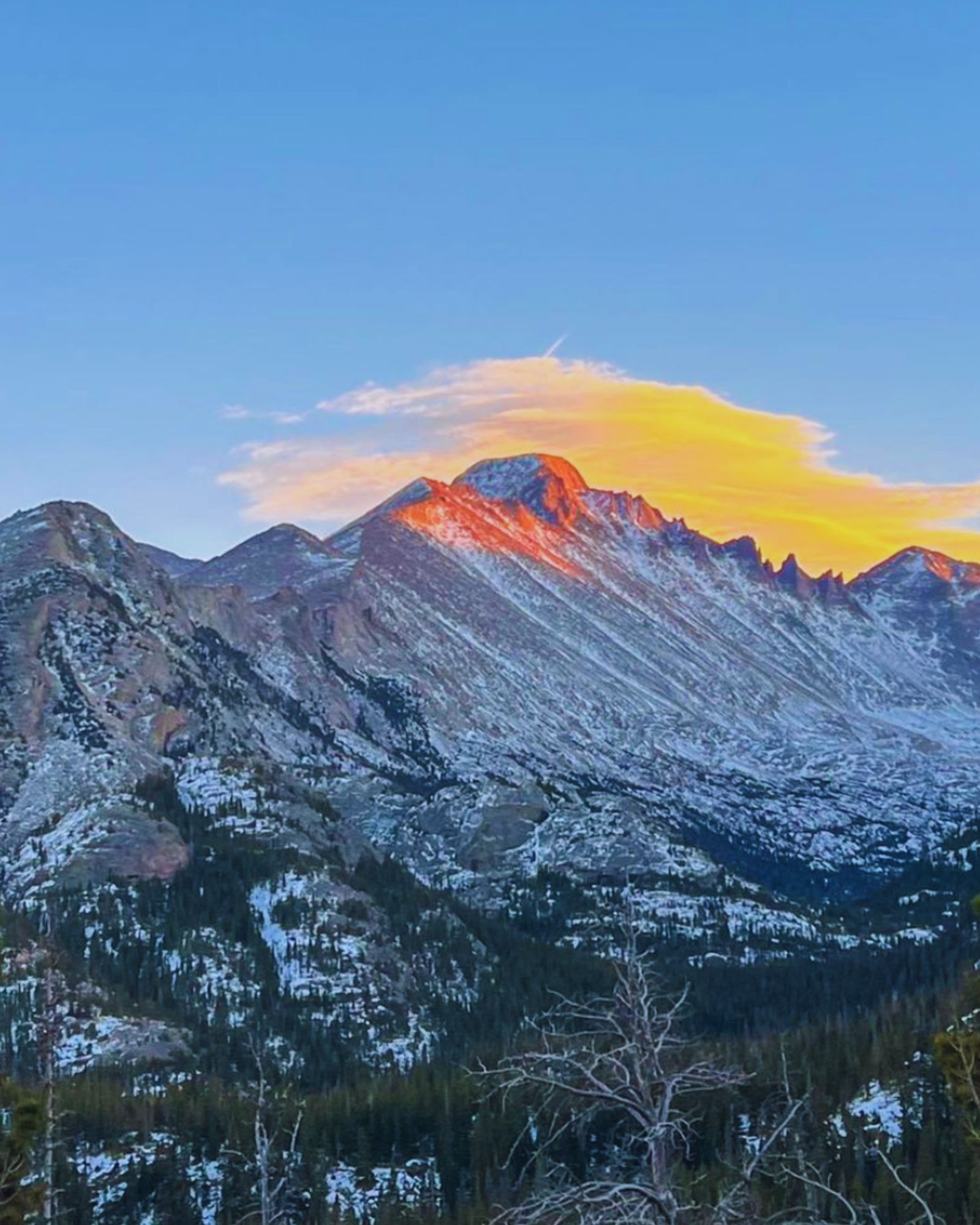 Denver To Estes Park Drive (Colorado Road Trip) - Plugged In Travel