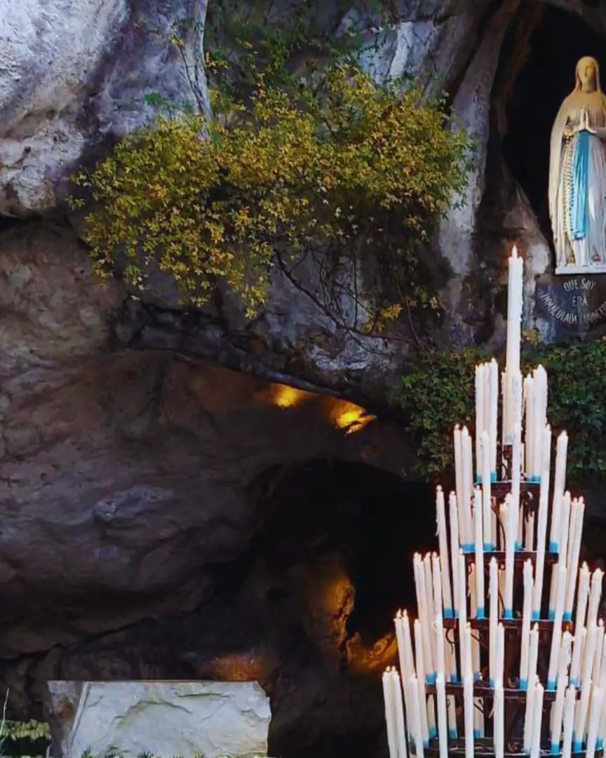 Lourdes France - Healing Waters Of Lourdes (Local Approved) - Plugged ...